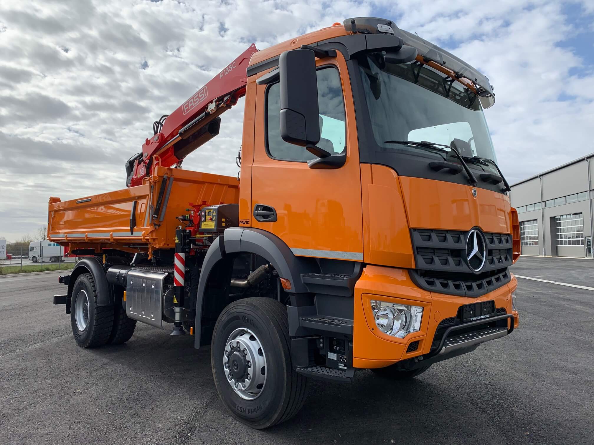 Kran Kipper Fahrzeuge